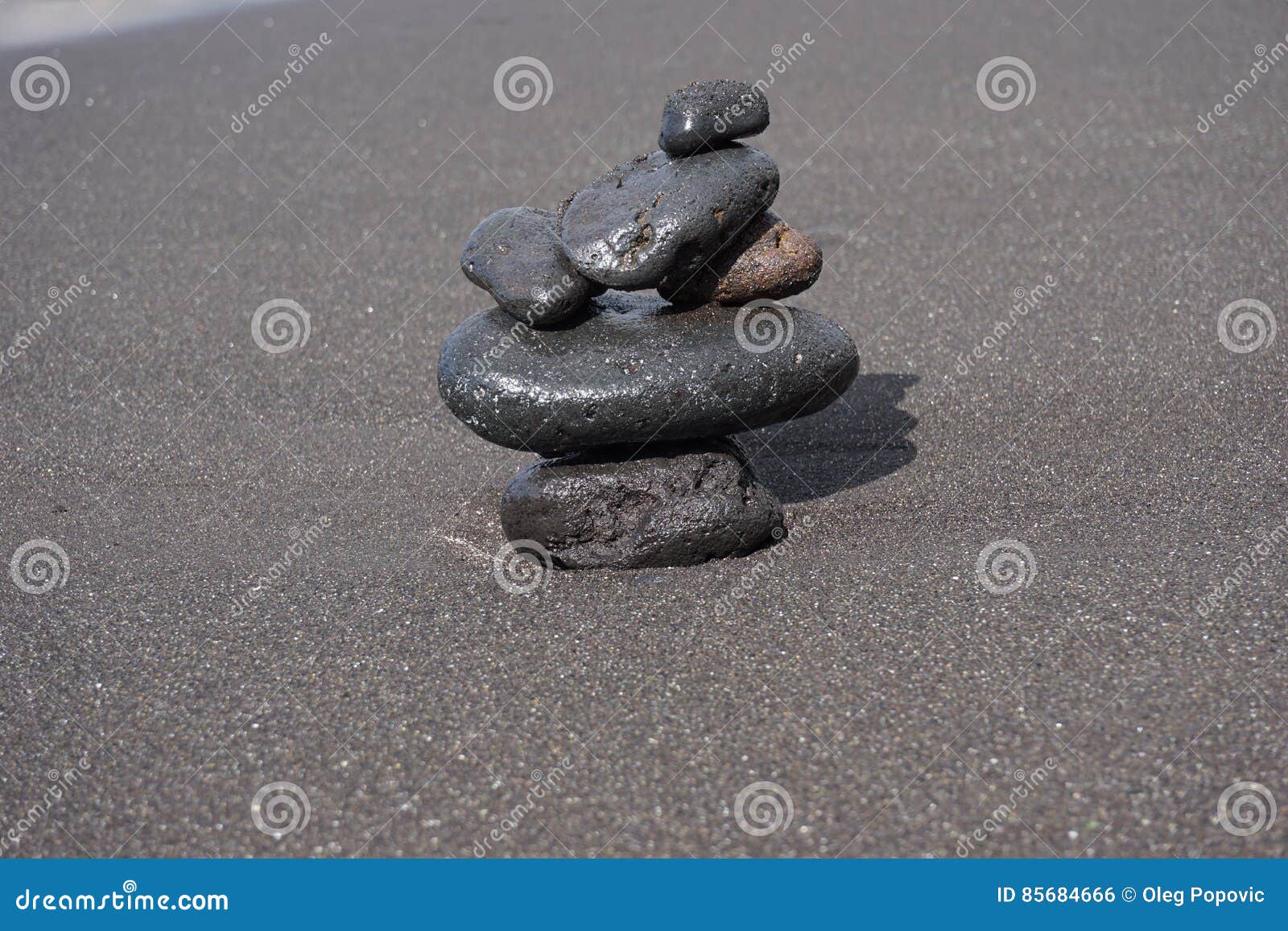 The figure from the stones stock photo. Image of sand - 85684666