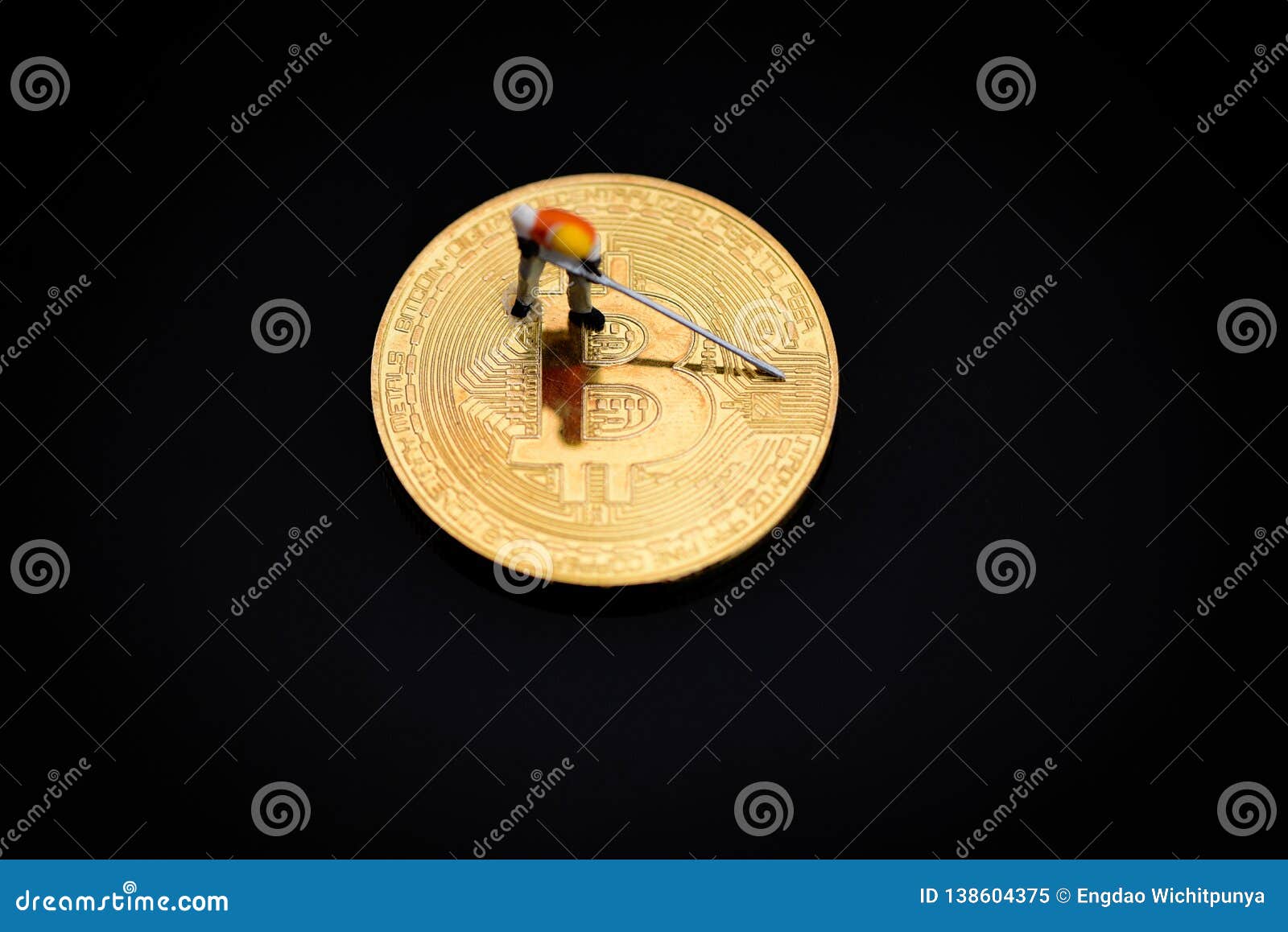 Figurines Working Mining Bitcoin Golden Digging on Virtual ...