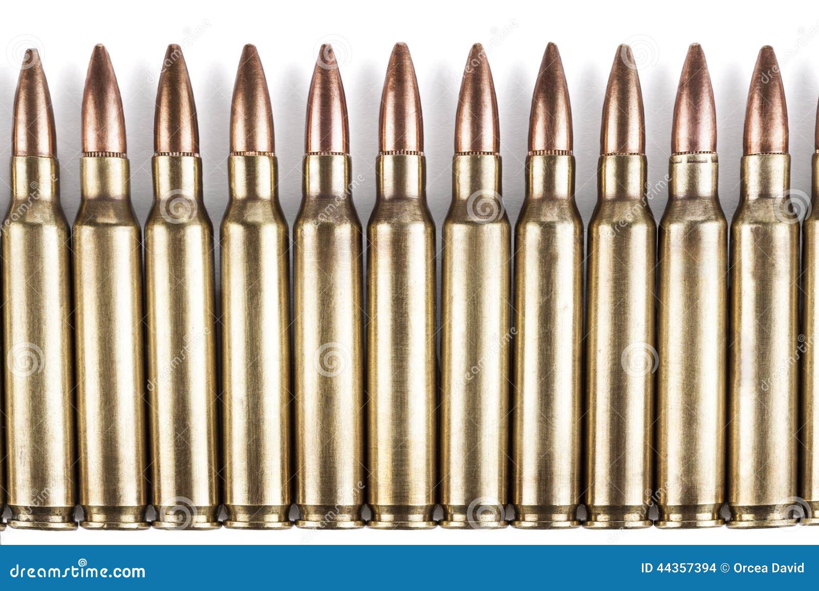 Fila de las balas foto de archivo. Imagen de macro, bala - 44357394
