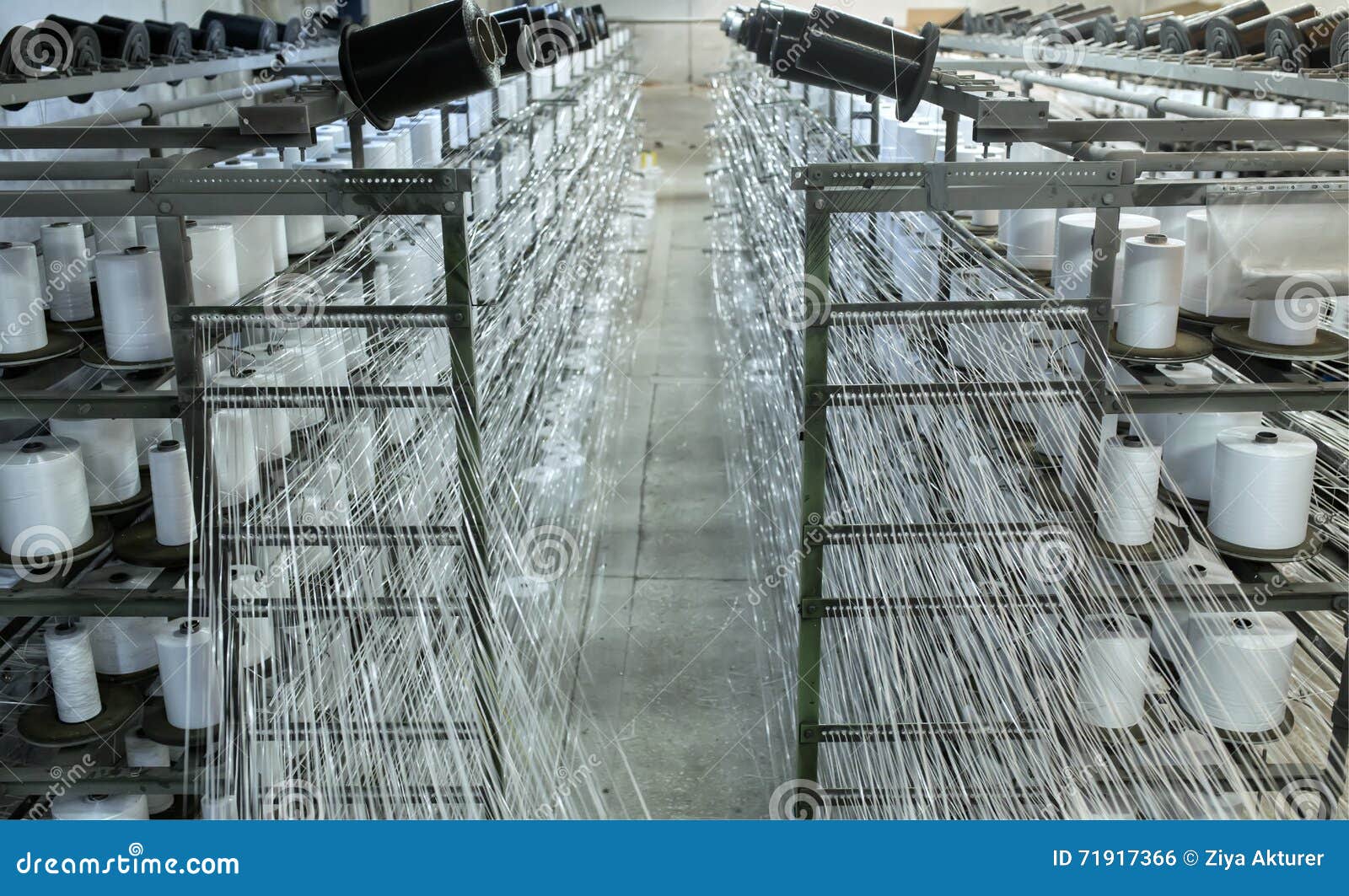 Filature de coton photo stock. Image du intérieur, industrie - 71917366