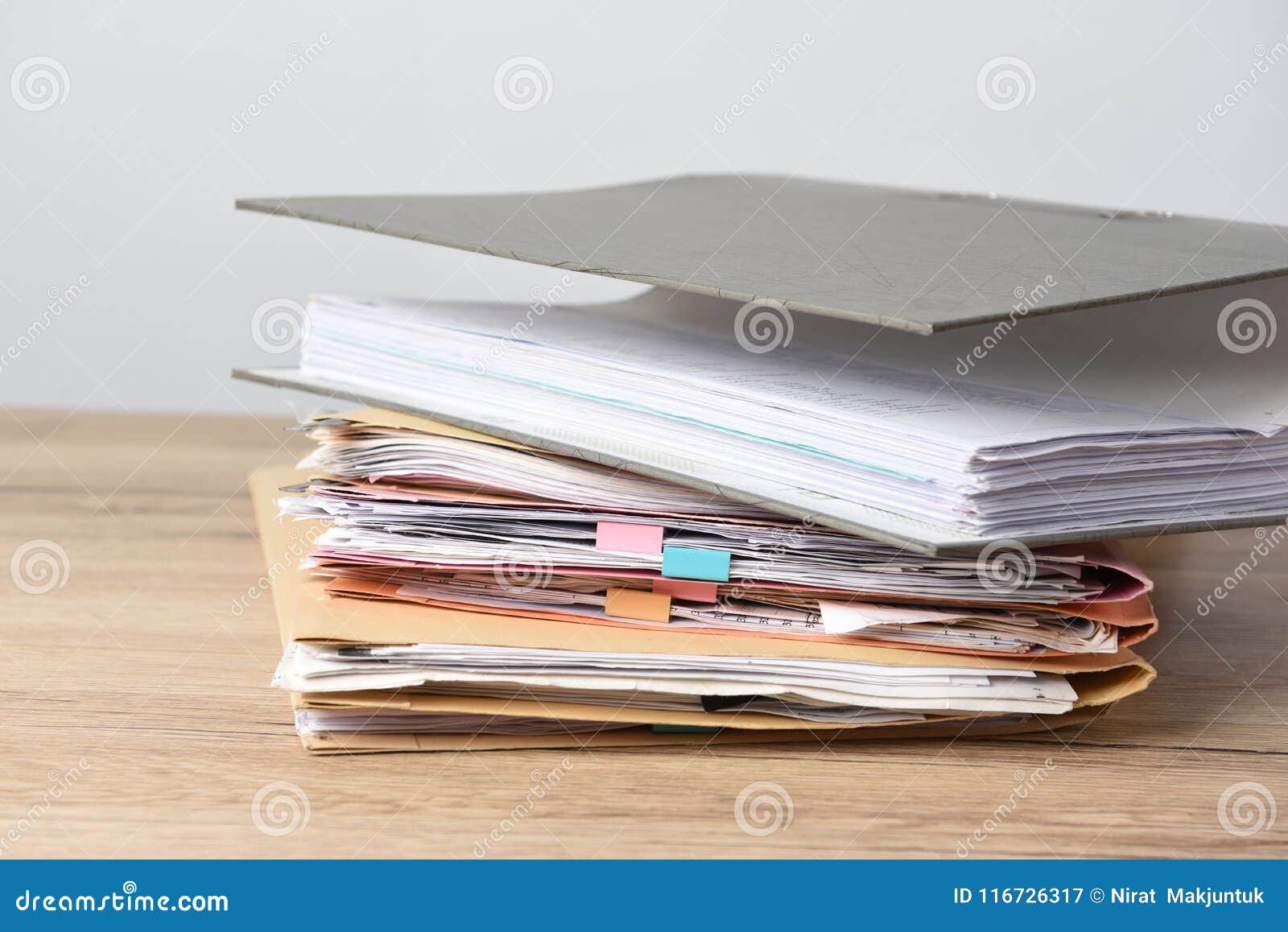 File Folder Pace on Wood Desk Stock Image - Image of data, legal: 116726317