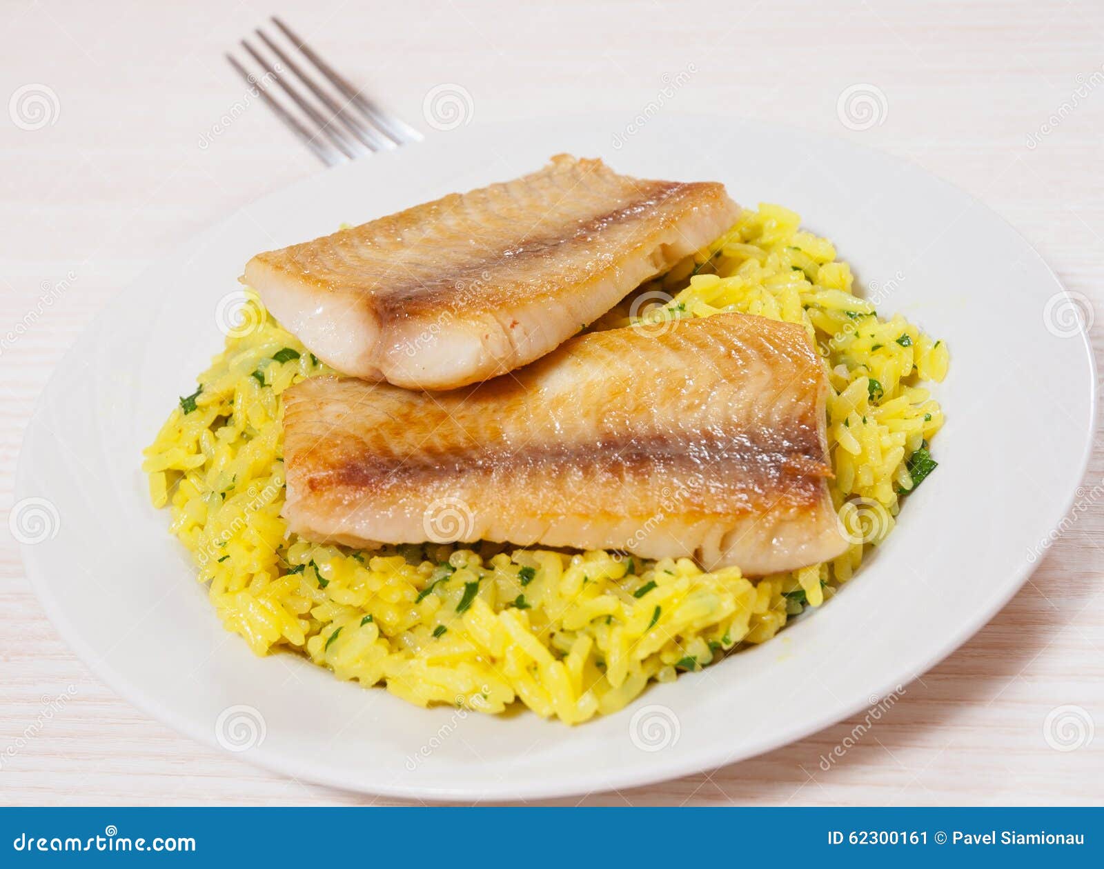 Filet De Poissons Avec Du Riz Image stock - Image du repas, nourriture ...