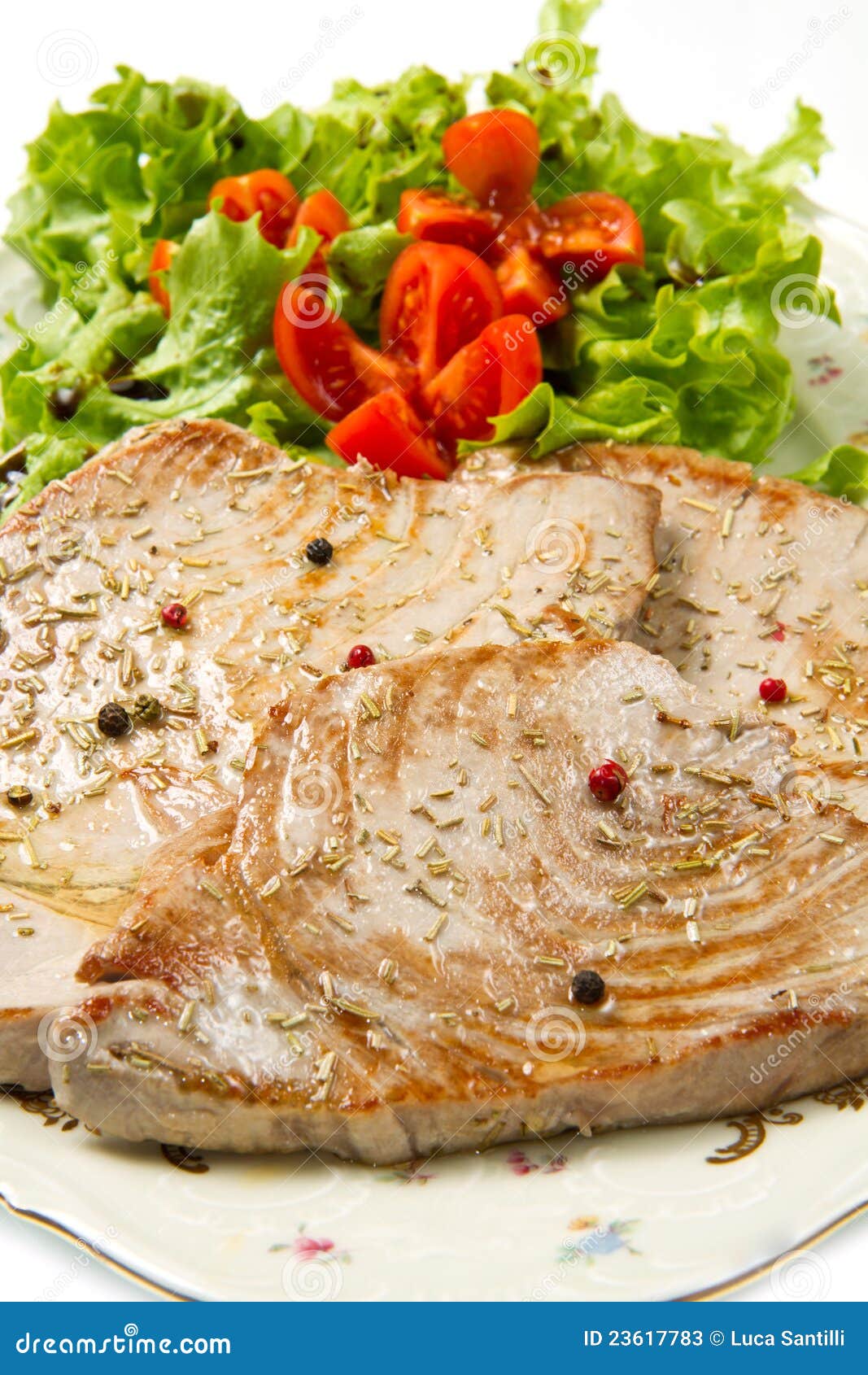 Filet De Thon Avec De La Salade Image stock - Image du poissons, aneth ...