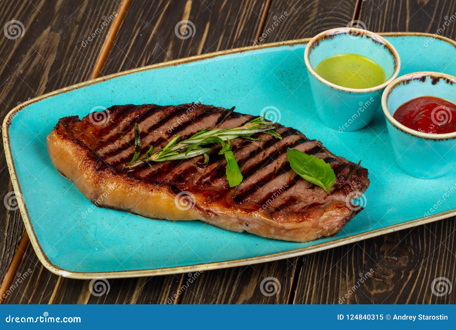 Filete Asado a La Parrilla Striploin Imagen de archivo - Imagen de ...