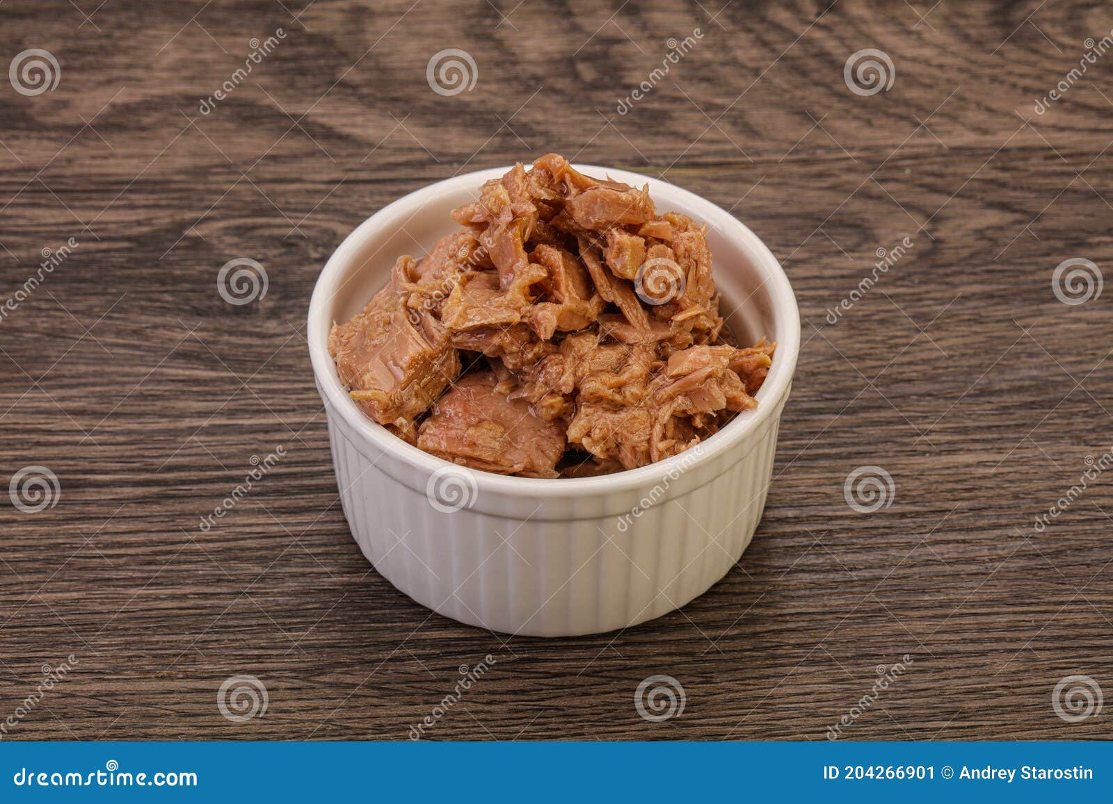 Filete De Atum Em Conserva Para Salada Imagem de Stock - Imagem de ...