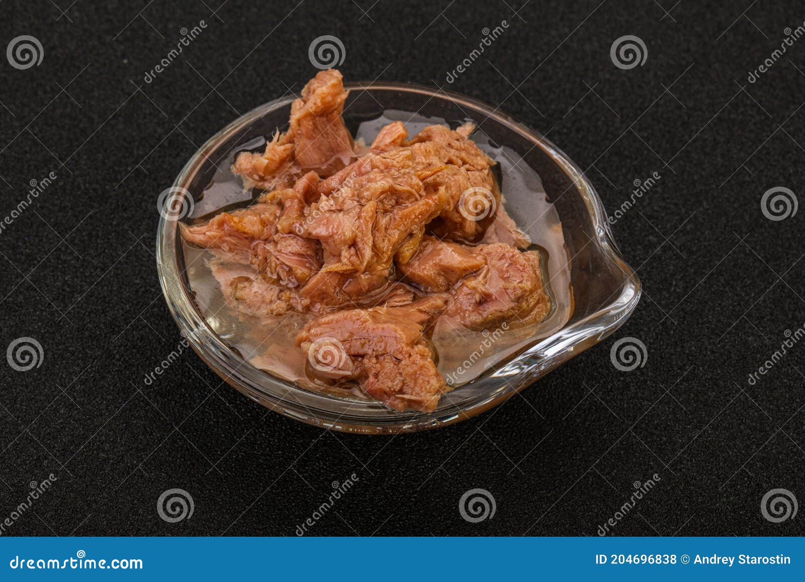 Filete De Atum Em Conserva Para Salada Foto de Stock - Imagem de ...