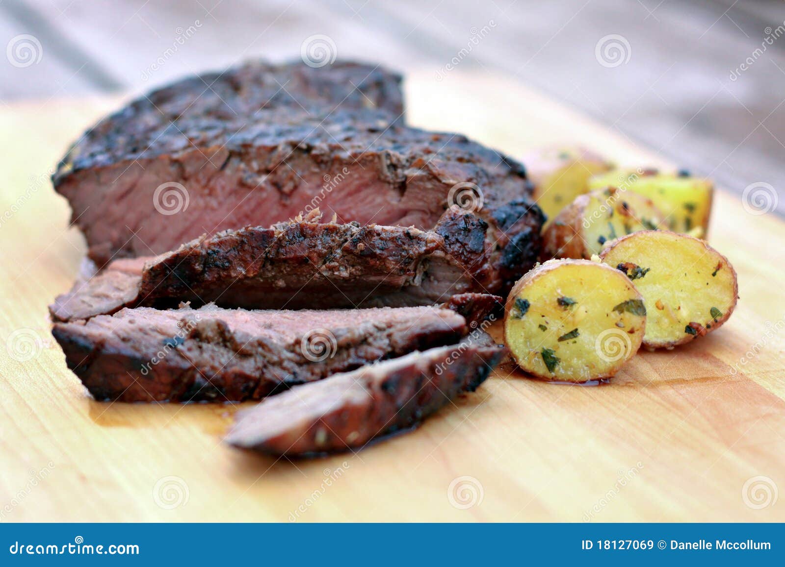 Filete De Flanco Asado a La Parilla Imagen de archivo - Imagen de ...