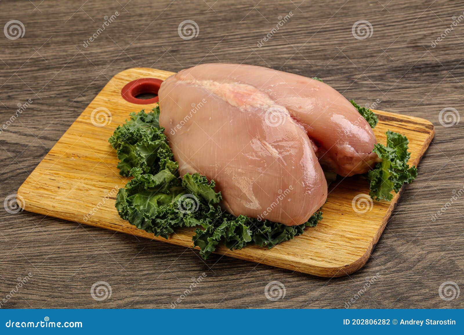 Filete De Pechuga De Pollo Sin Piel Foto de archivo - Imagen de primer ...