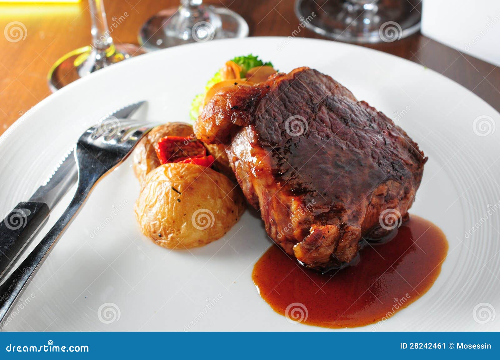 Filete de solomillo imagen de archivo. Imagen de salsa - 28242461