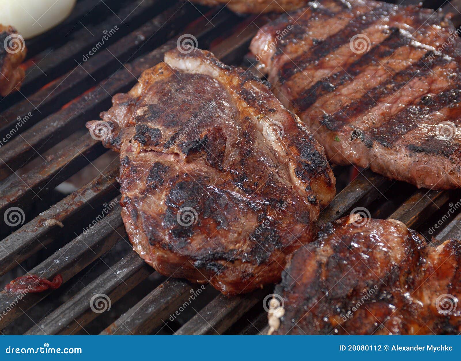 Filete De Solomillo Preparado En La Parrilla De La Barbacoa. Foto de ...