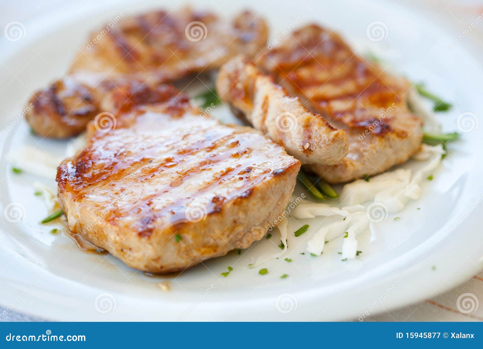 Filete del cerdo imagen de archivo. Imagen de solomillo - 15945877