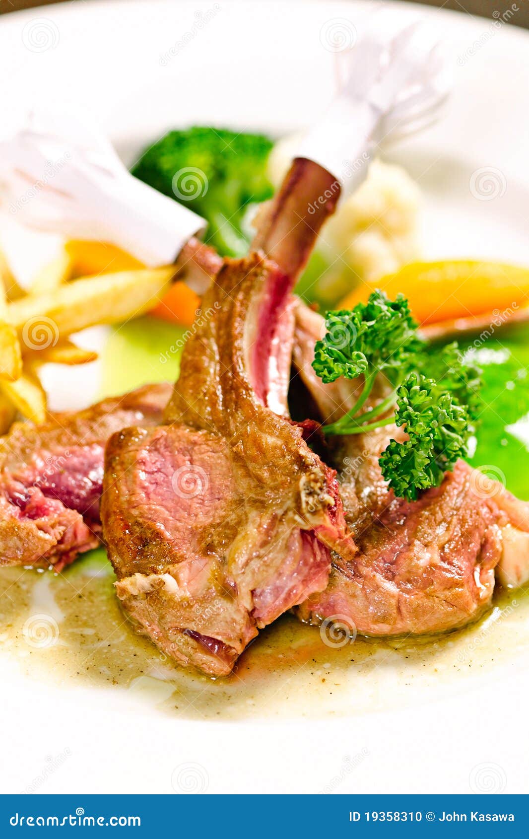 Filete del cordero foto de archivo. Imagen de zanahoria - 19358310