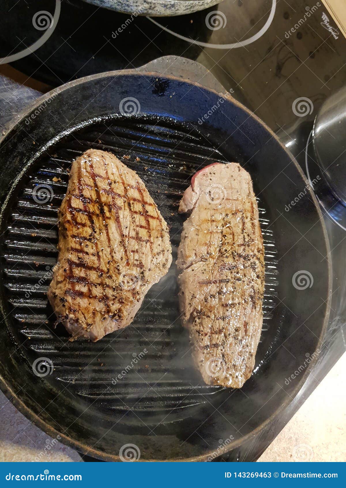 Filete imagen de archivo. Imagen de carne, alimento - 143269463