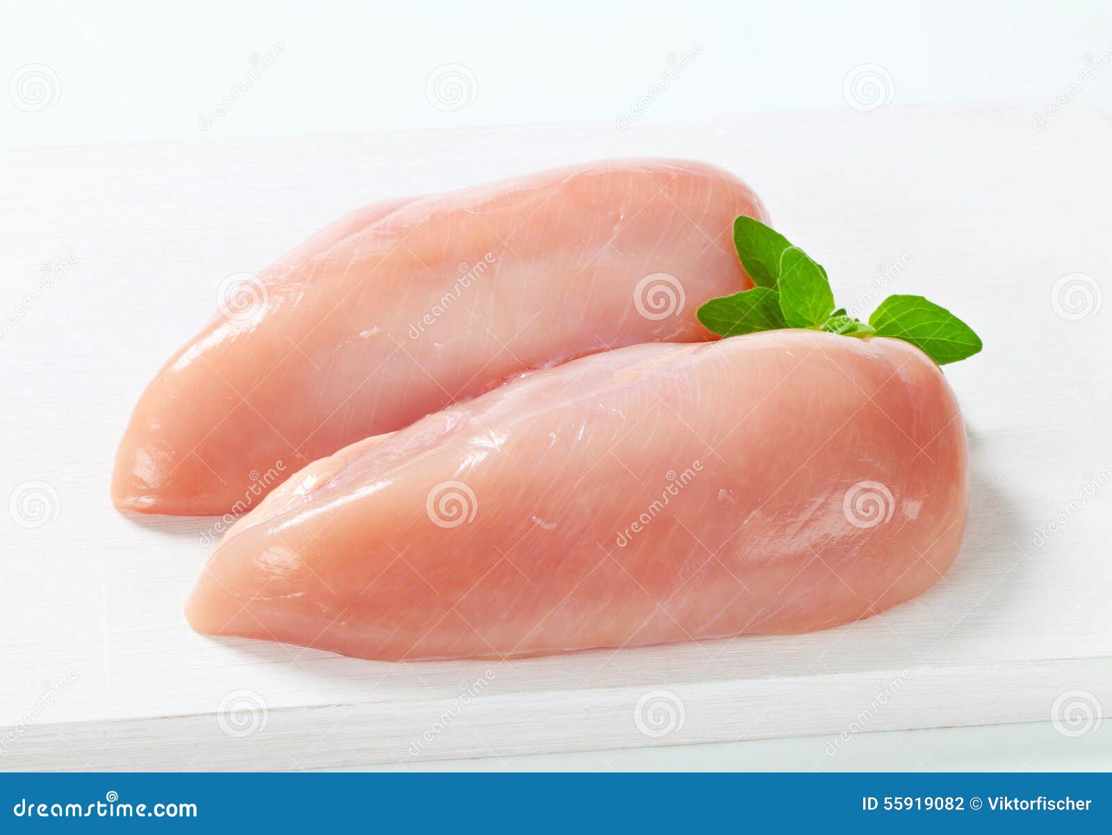 Filetes De Pecho De Pollo Sin Procesar Foto de archivo - Imagen de ...