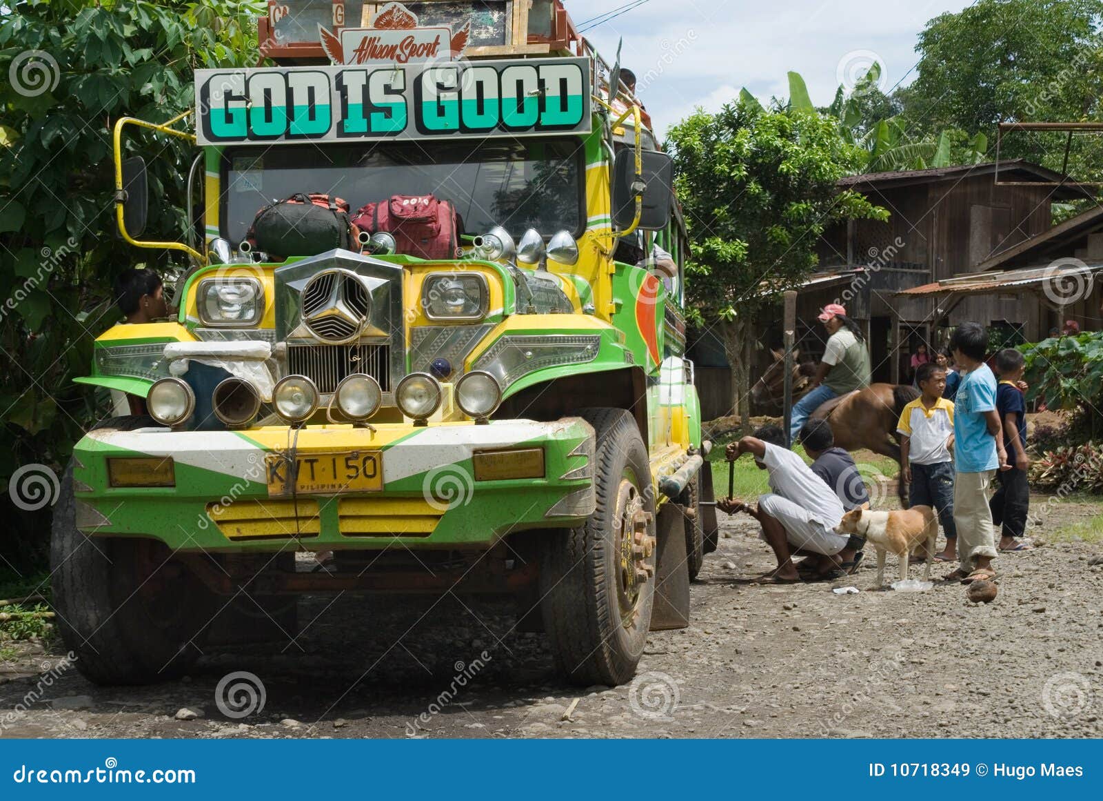 Filipino Mountain Jeepney Breakdown Editorial Stock Image - Image of ...