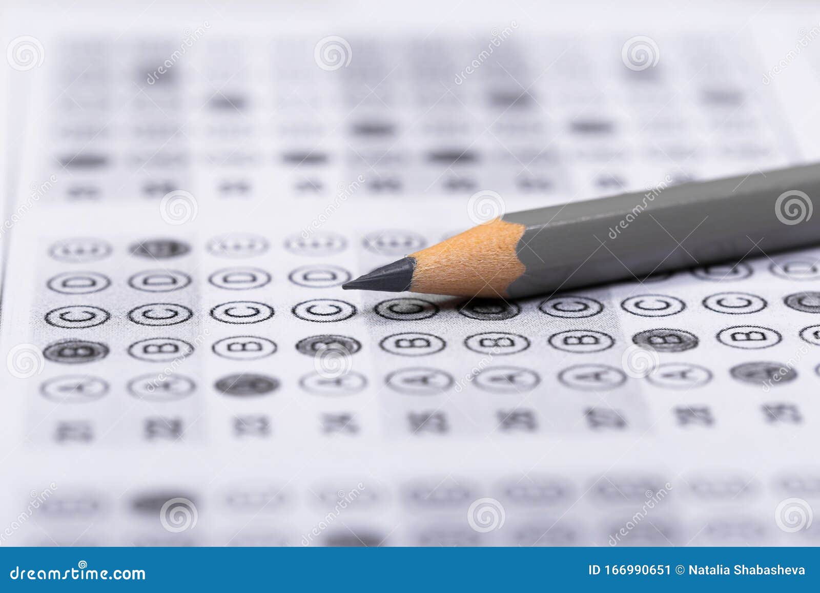Fill in the Answer Sheet in the Exam with a Pencil Stock Image - Image ...
