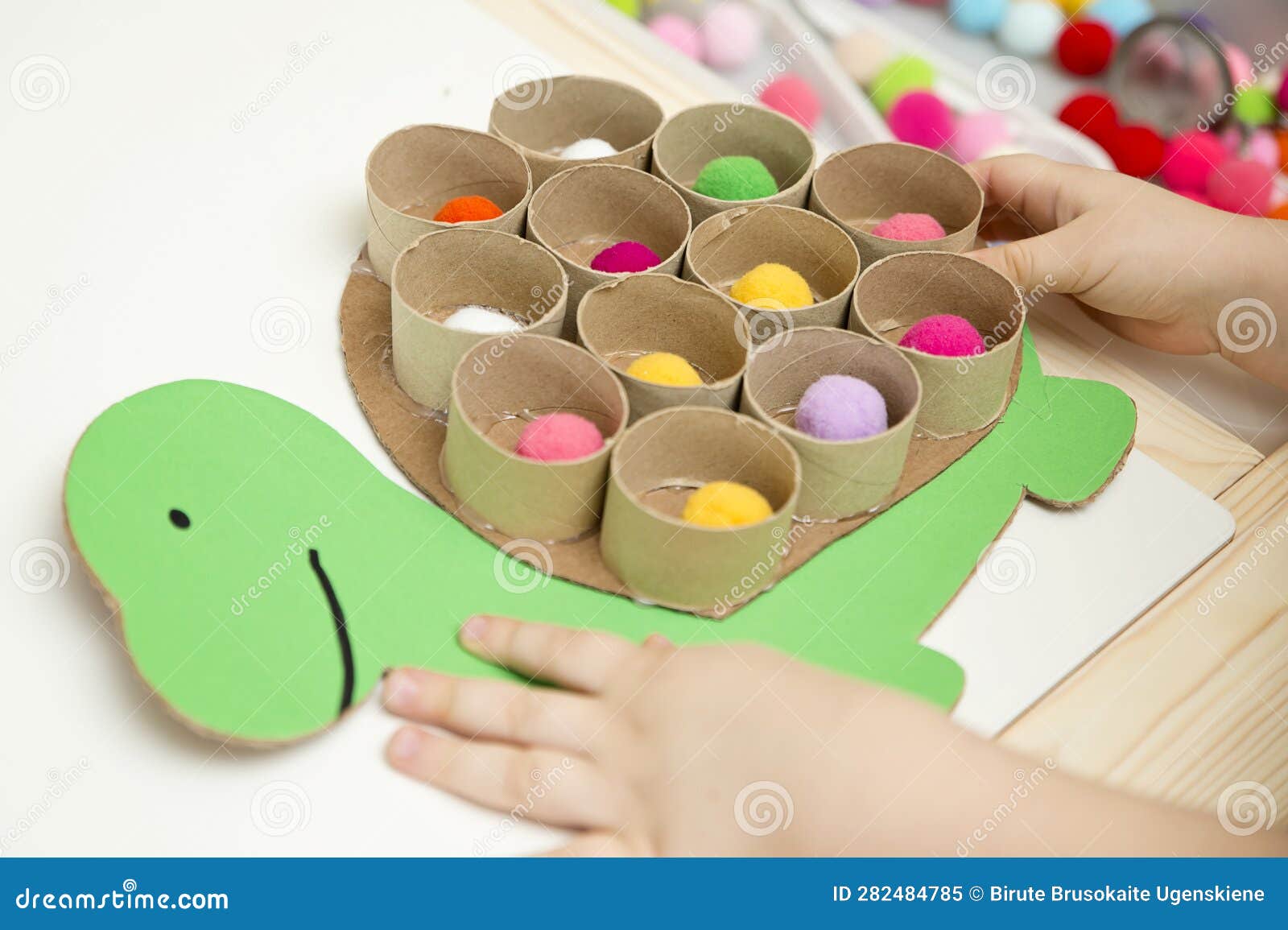 Happy Turtle. Sorting Game for Toddlers. Stock Image - Image of happy ... Happy Turtle. Sorting Game for Toddlers. Stock Image - Image of happy ...