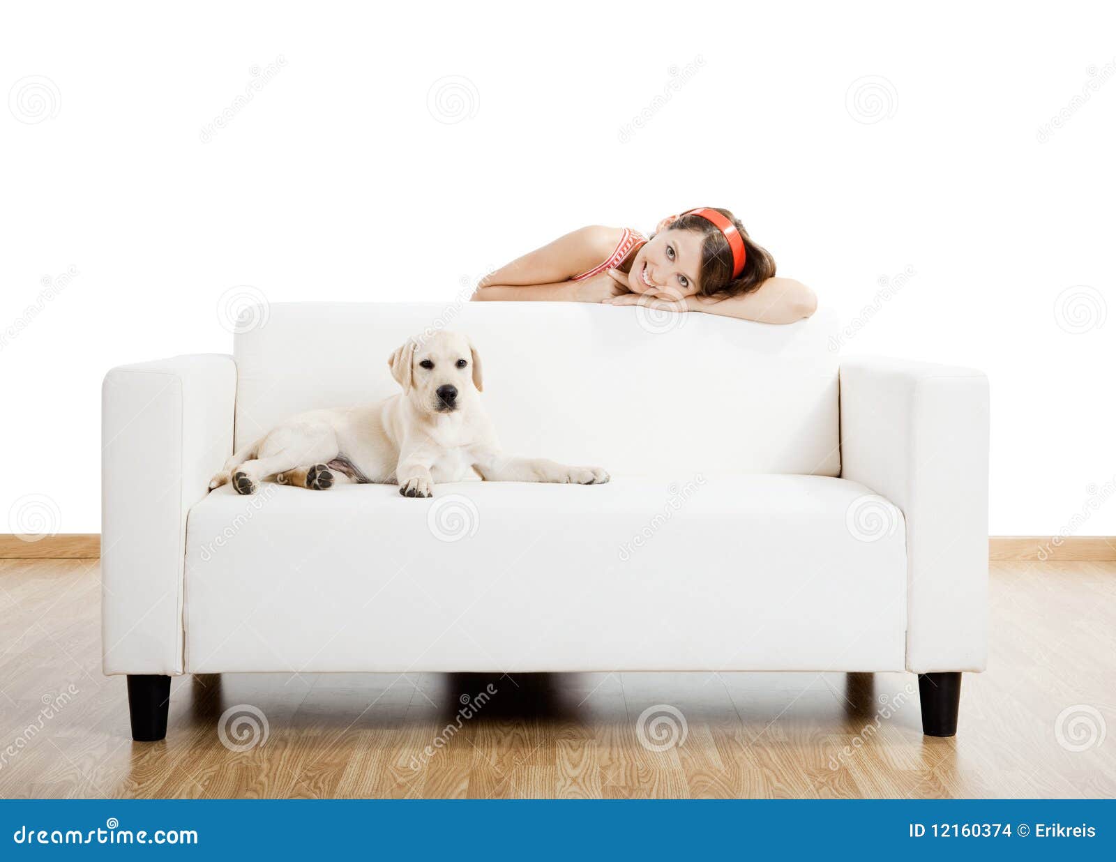 Fille Avec Son Meilleur Ami Photo stock - Image du mignon, animal: 12160374