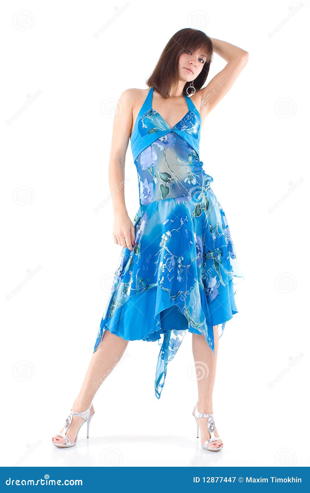 Fille dans la robe bleue image stock. Image du attrayant - 12877447