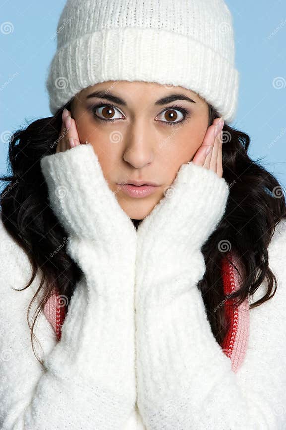 Fille froide image stock. Image du yeux, froid, beau, fille - 8117767