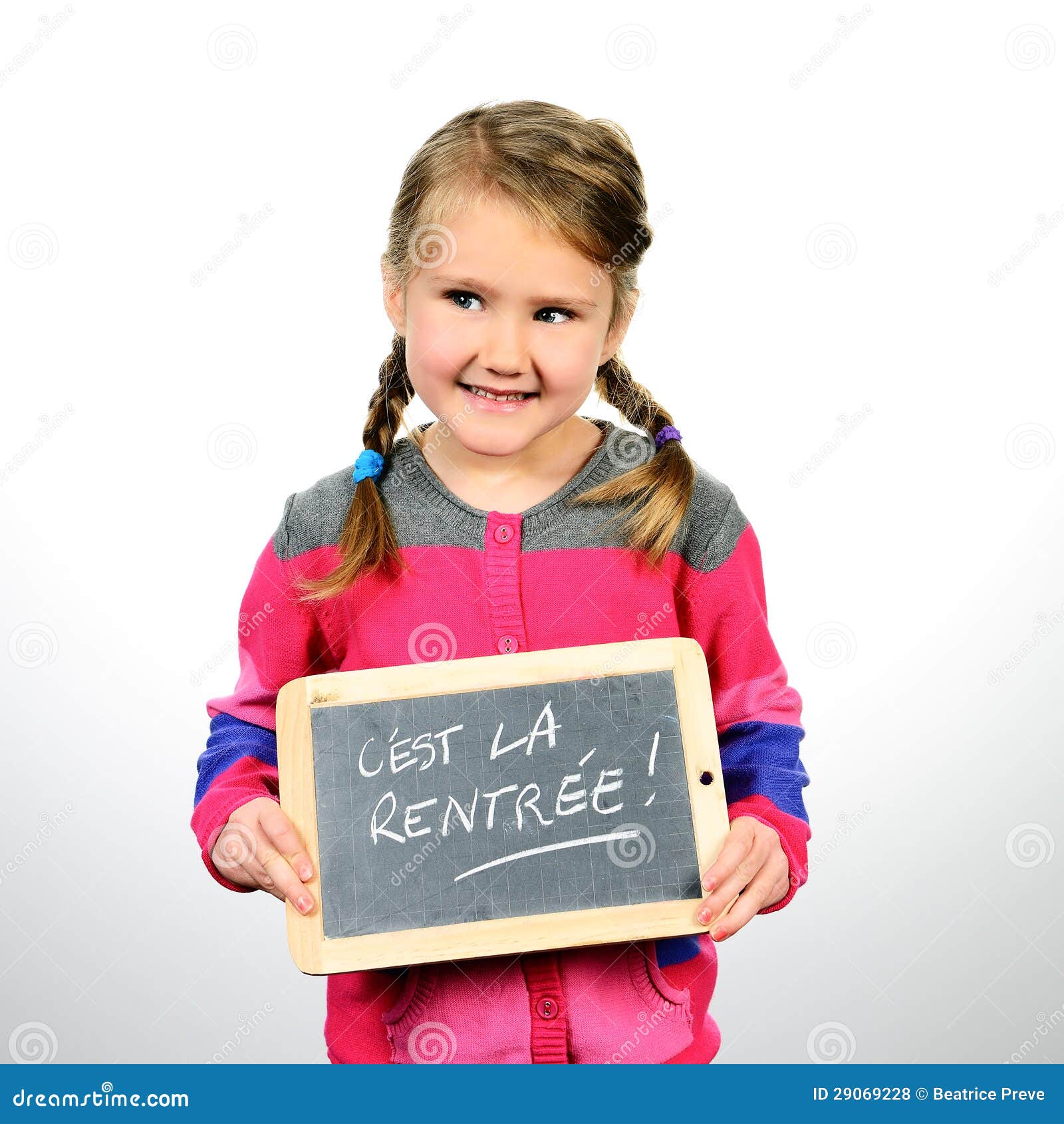 Fille heureuse d'école photo stock. Image du attraction - 29069228