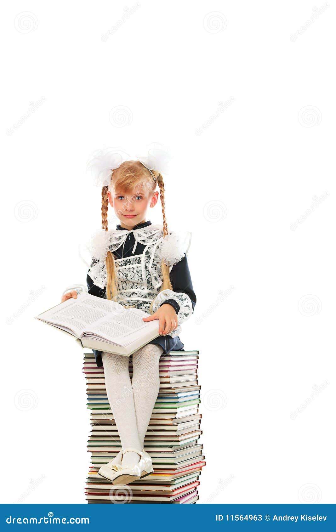 Fille intelligente image stock. Image du concept, travail - 11564963