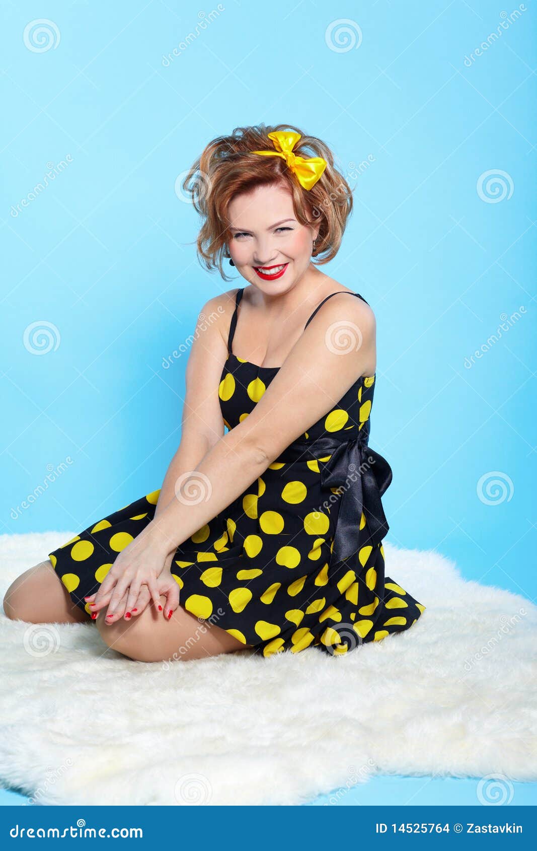 Fille Pin Vers Le Haut Photo Stock Image Du Fifties 14525764