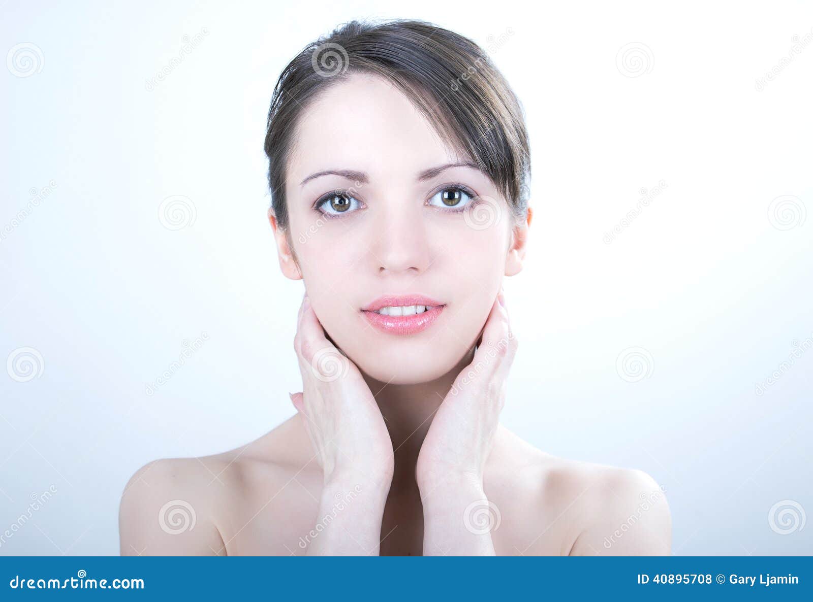 Filles Nues Avec Le Visage Clair Photo stock - Image du fille, normal ...