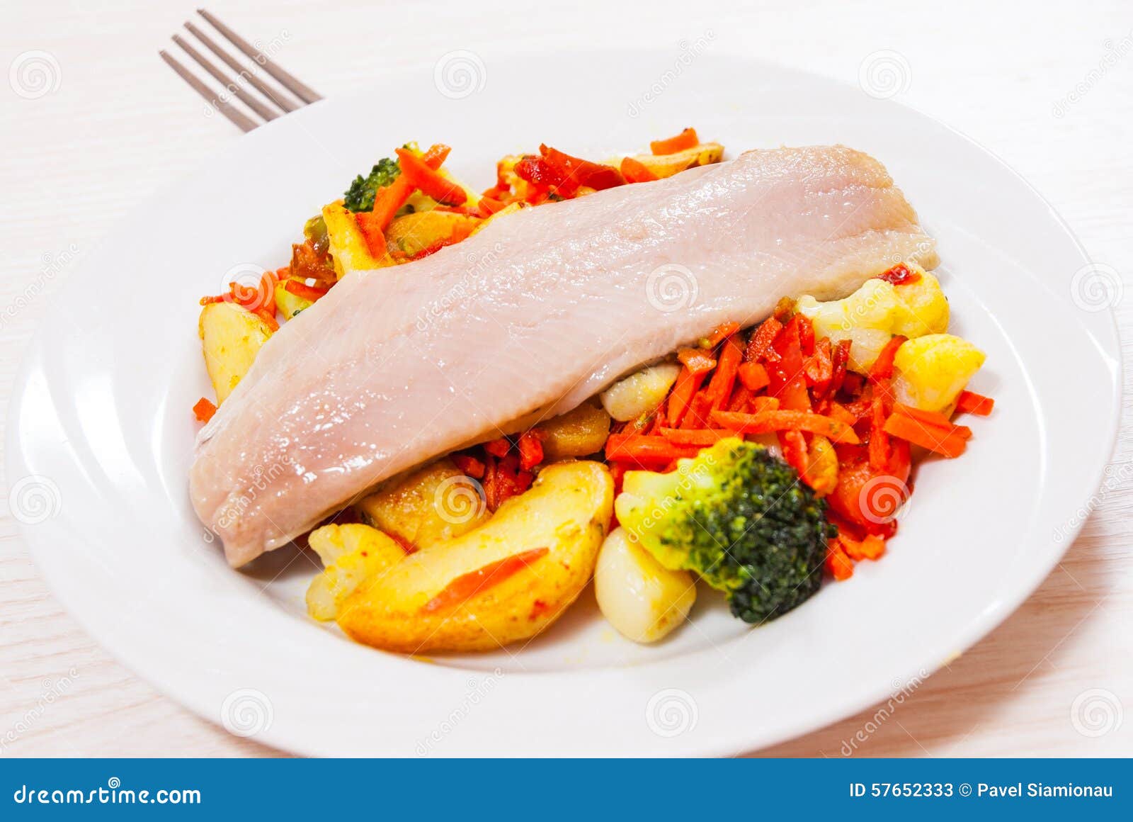 Fillet of Fish with Vegetables Stock Image - Image of healthy, closeup ...