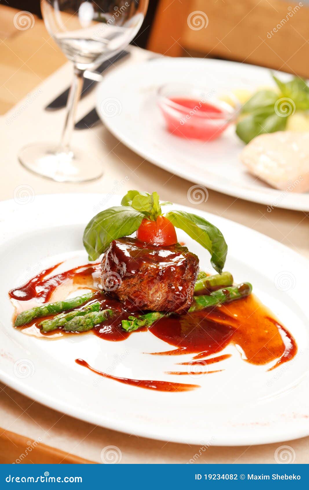 Fillet Steak with Asparagus Stock Photo - Image of vegetables, grilled ...