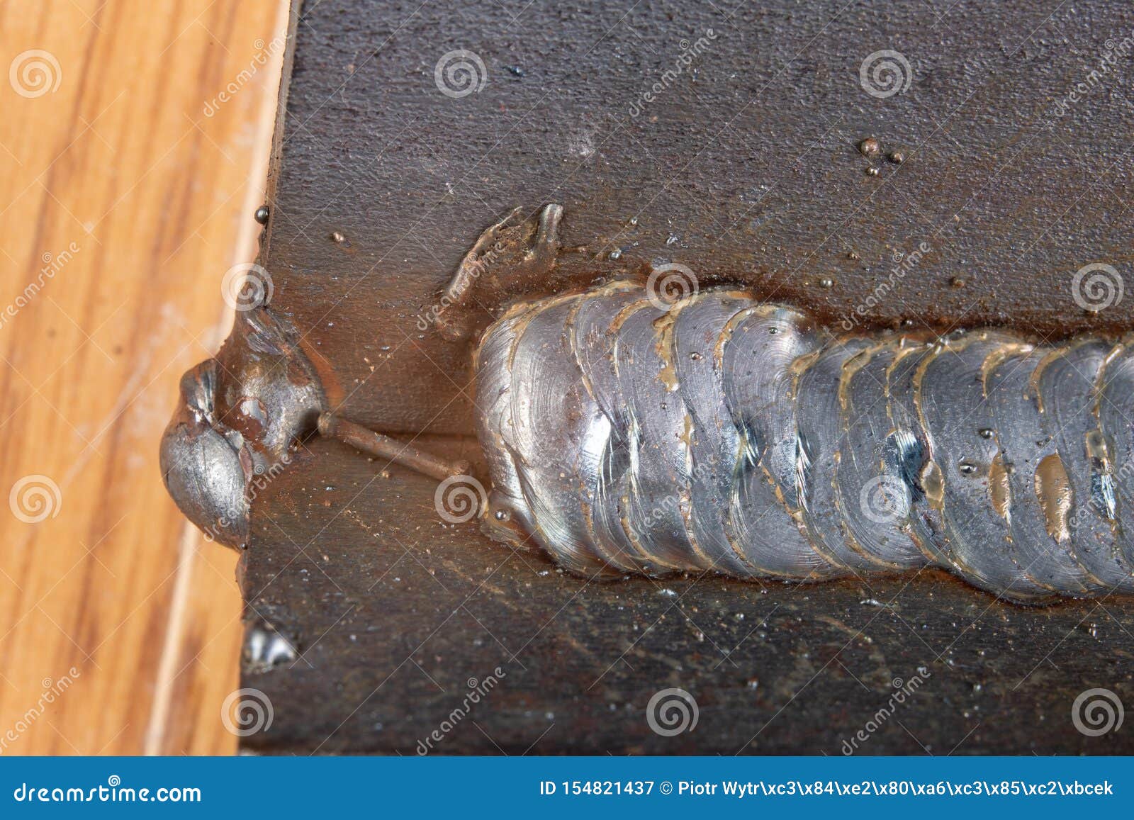 The Fillet Weld is Placed Using the MAG Method. Errors in Steel ...