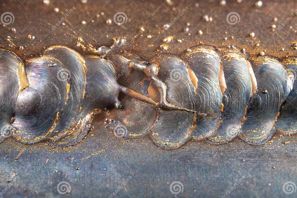 The Fillet Weld is Placed Using the MAG Method. Errors in Steel ...