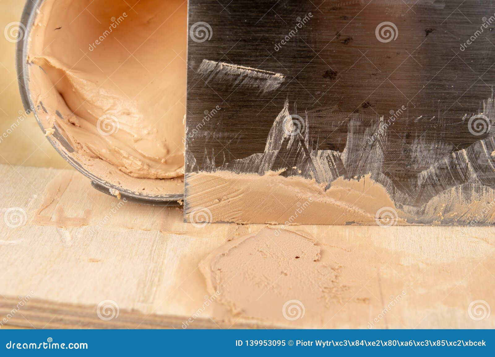 Filling Compound for Patching Wood. Patching Boards with a Leveling ...