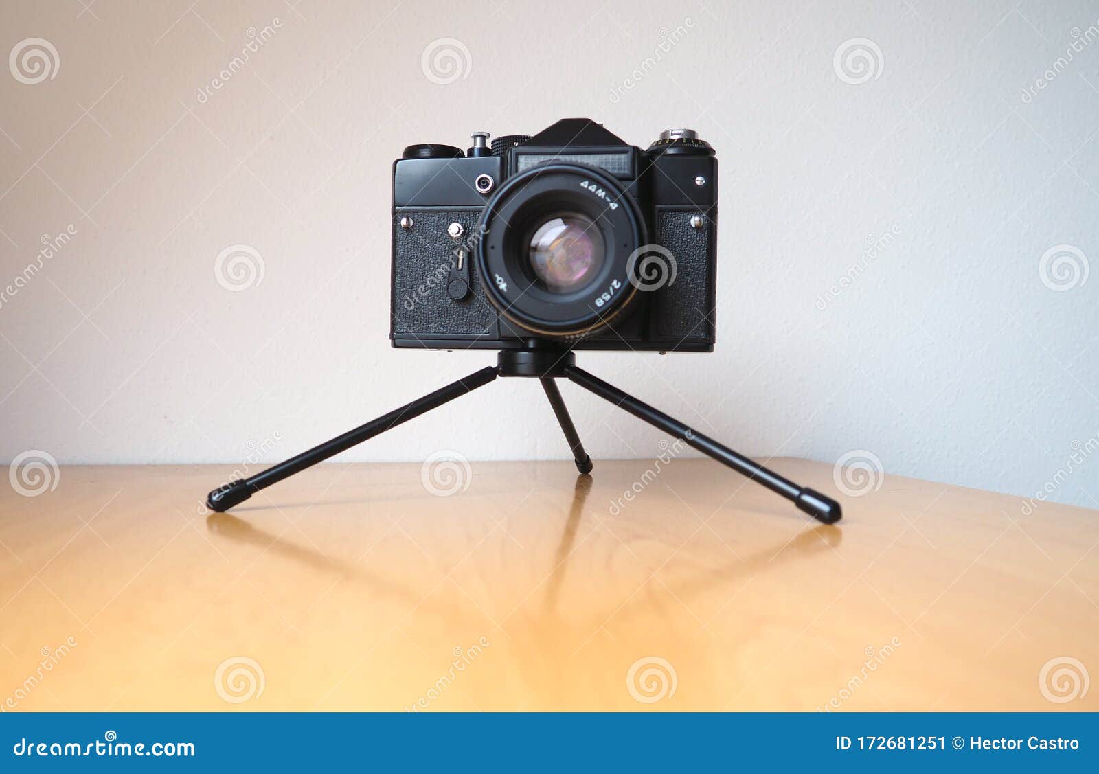 Vintage camera on a tripod stock image. Image of tripod - 172681251