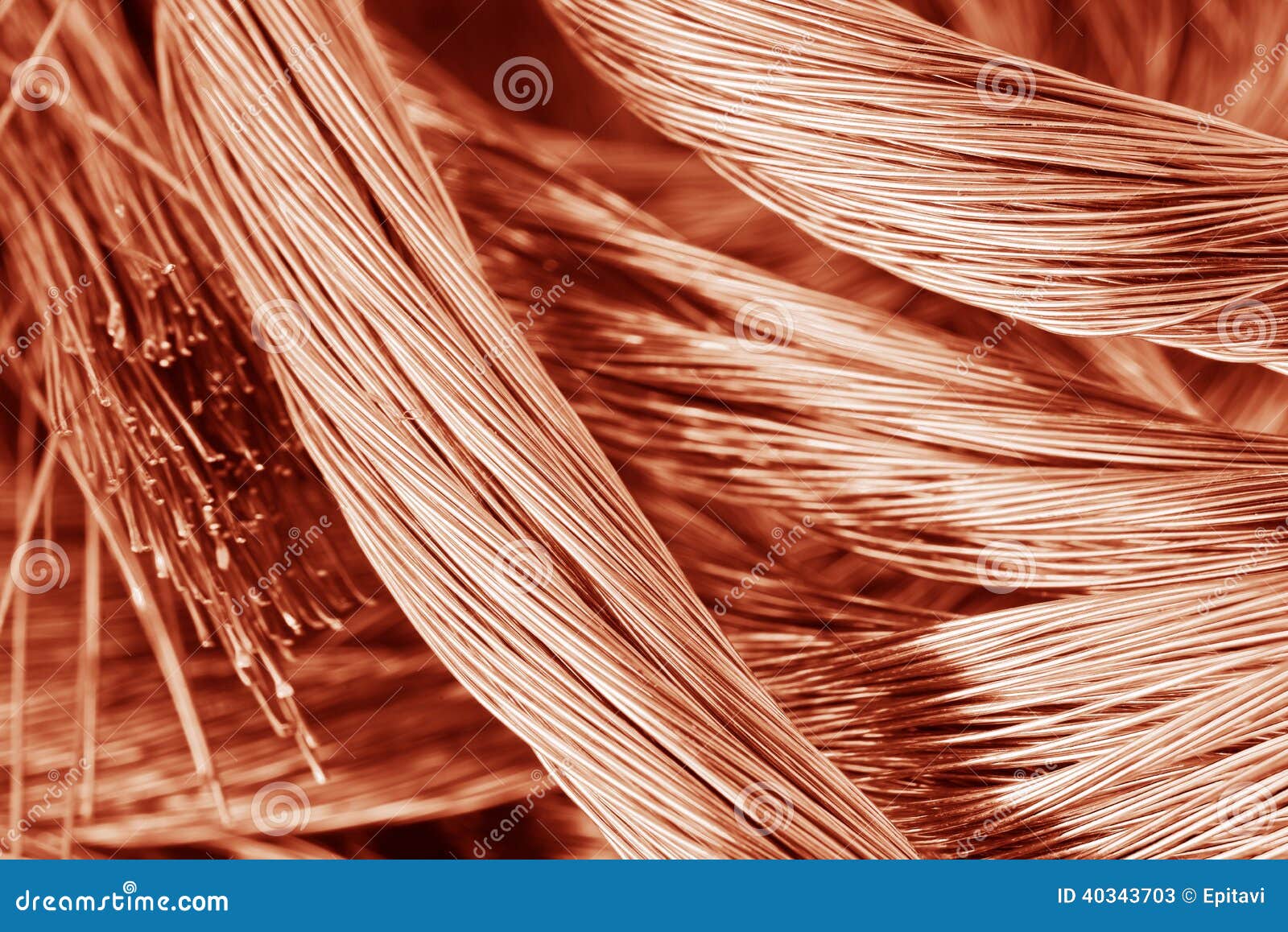 Filo di rame immagine stock. Immagine di grezzo, metallico - 40343703