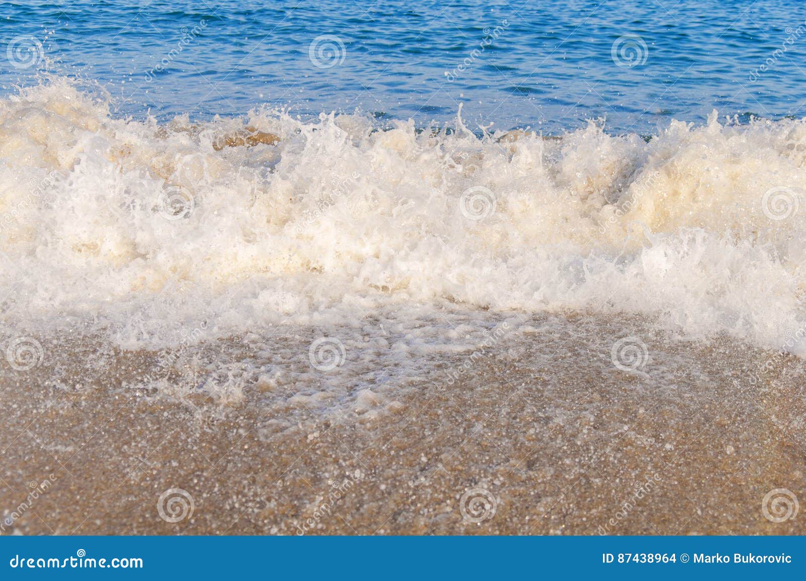 Fim Azul Bonito Do Mar Da Onda Foto de Stock - Imagem de poderoso ...