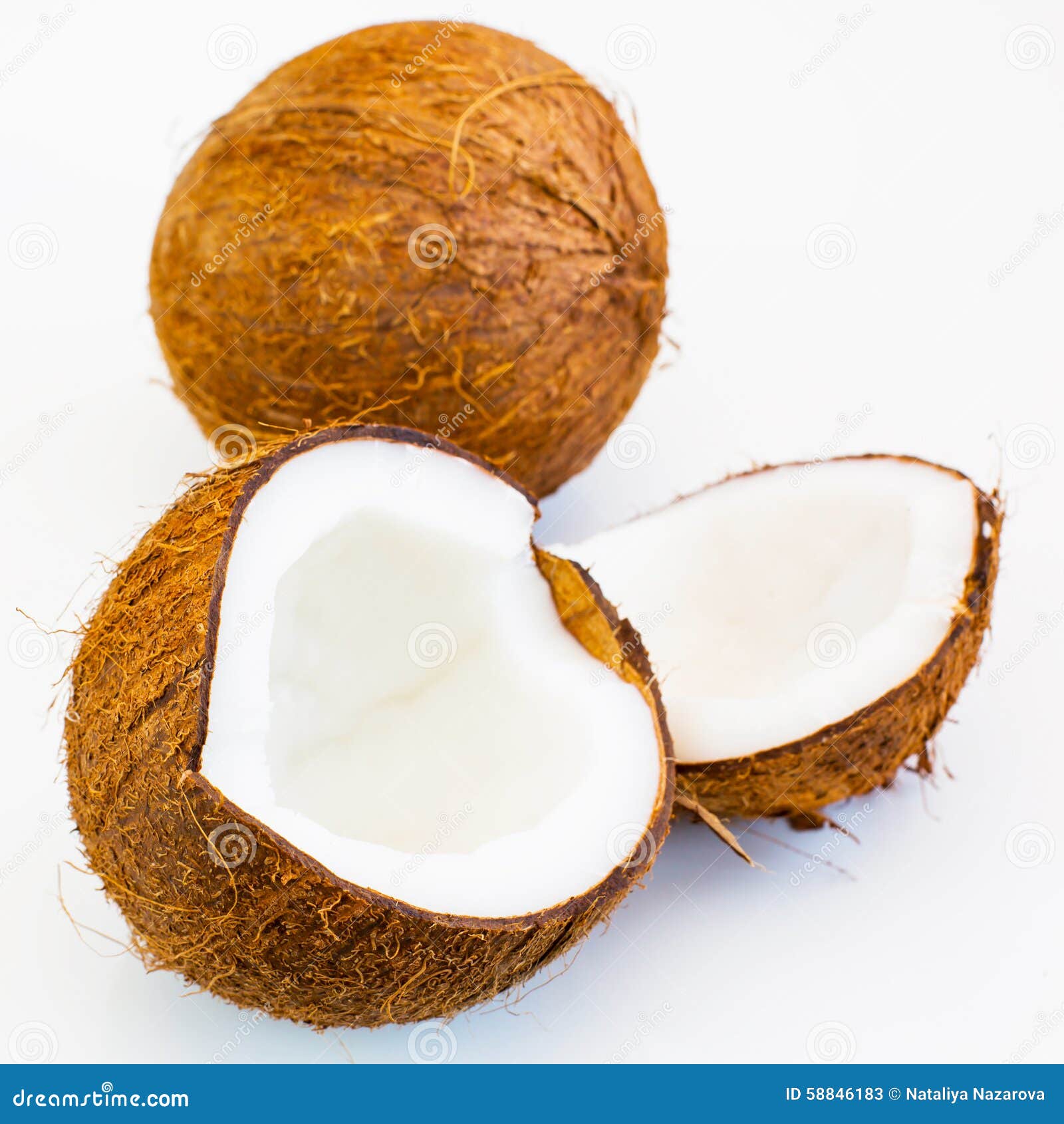 Fim Fresco Acima Das Partes Do Coco E Do Fruto Inteiro Imagem de Stock ...