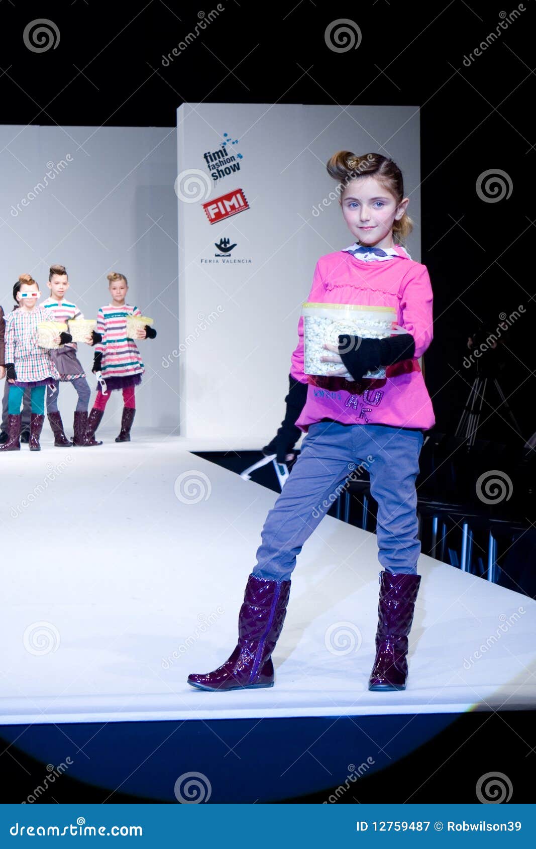 FIMI Fashion Show editorial photography. Image of event - 12759487