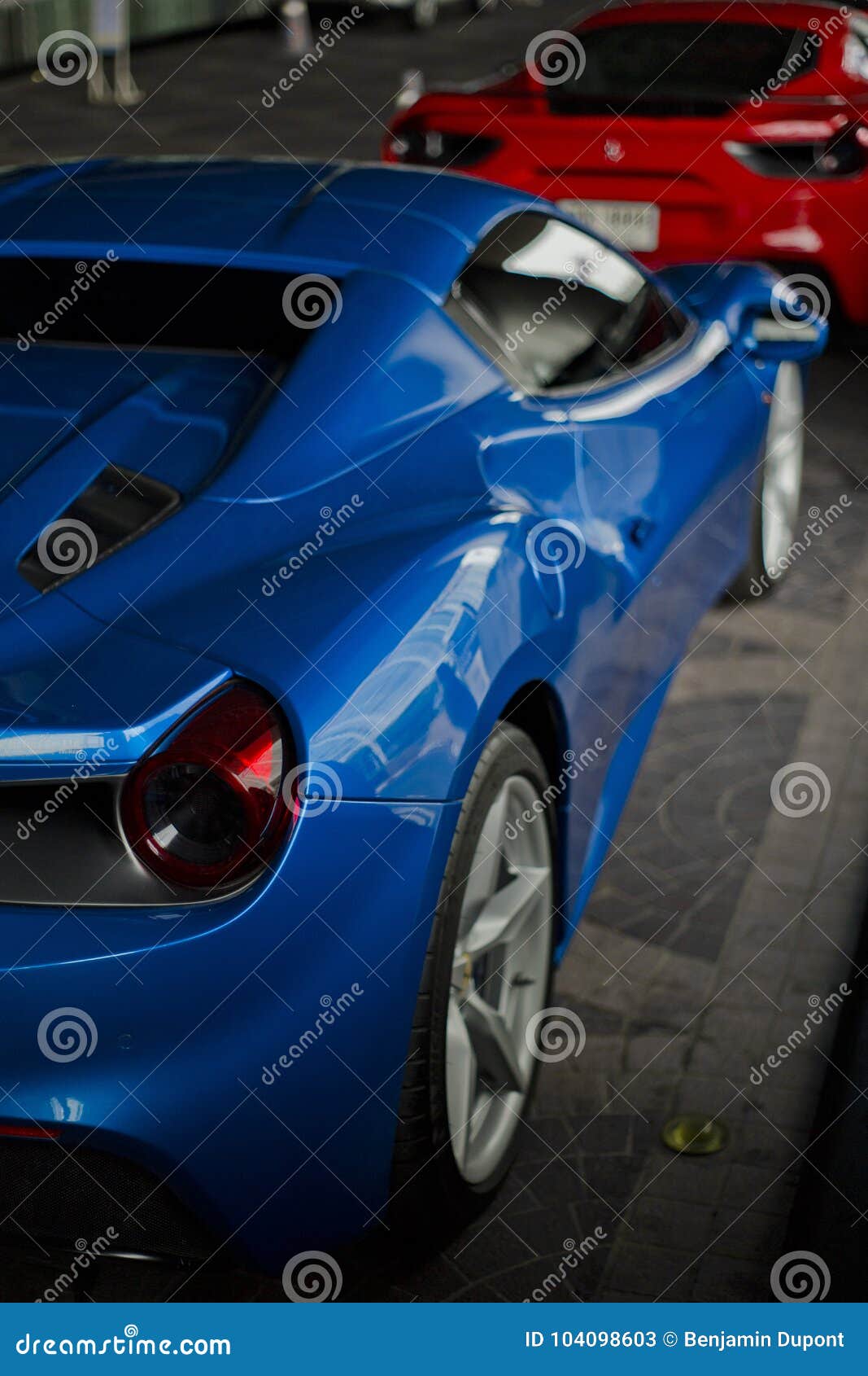 Fin De Bleu D'araignée De Ferrari 488 Photo stock éditorial - Image du ...