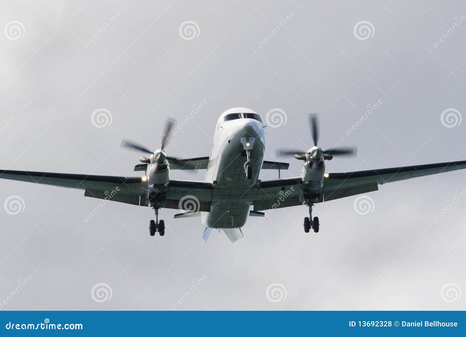 Final Approach stock photo. Image of craft, travel, trip - 13692328