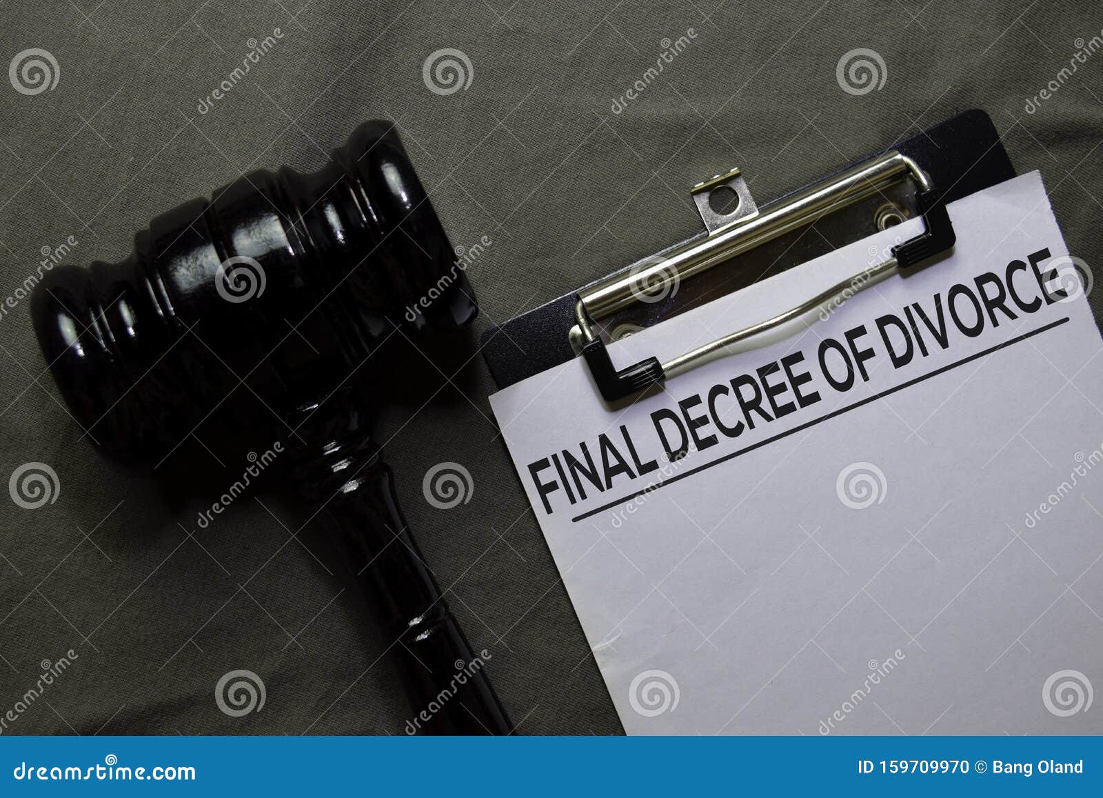 Final Decree of Divorce Text on Document and Gavel Isolated on Office ...