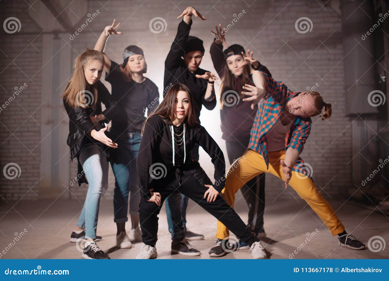 Final Pose of Young People in Dancing Performance Stock Photo - Image ...