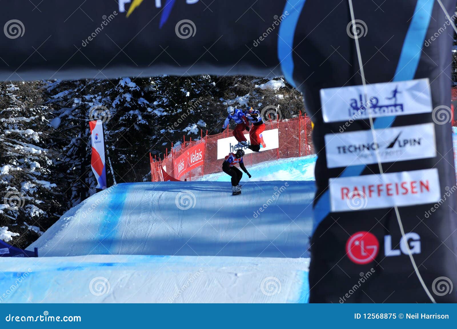 The final stretch editorial image. Image of compete, championships ...