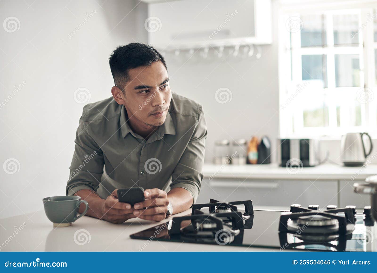 She Finally Messaged Me, but What Do I Reply Now. a Young Man Looking ...