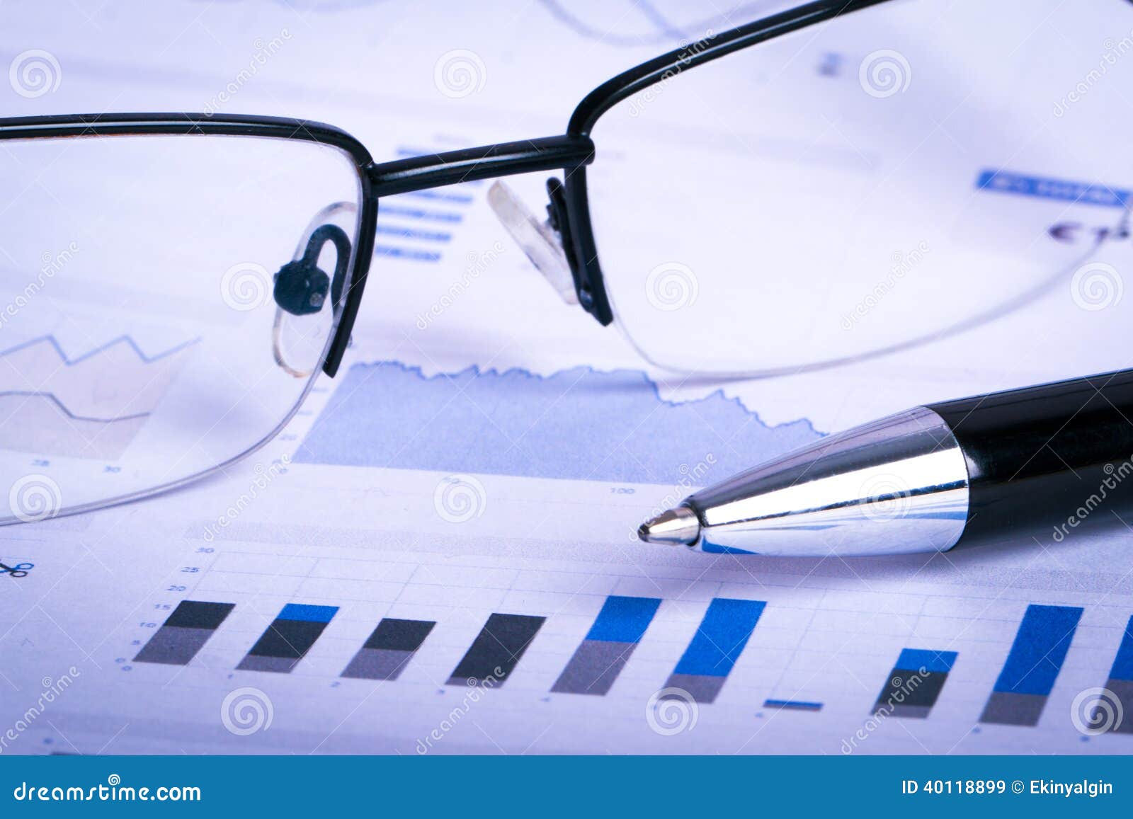 Financial Data Bar Chart stock image. Image of graph - 40118899