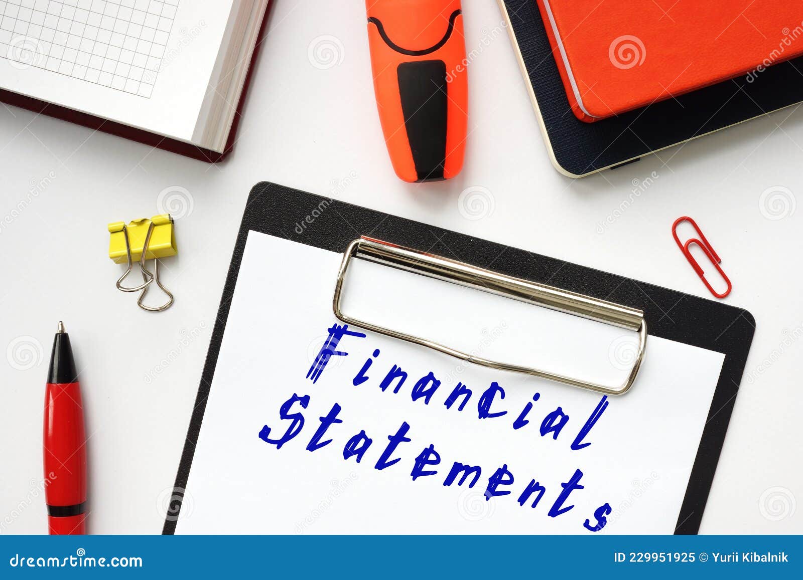 Financial Statements Sign on the Sheet Stock Illustration ...
