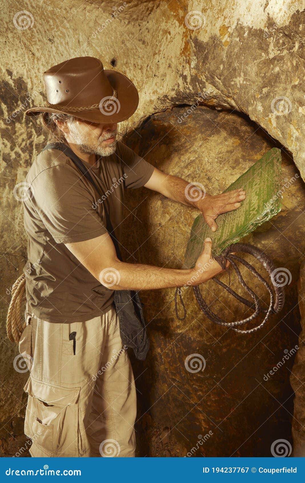 Finding Of Tabula Smaragdina In Abandoned Cave Sanctuary Stock Image Image Of Cipher Gemstone