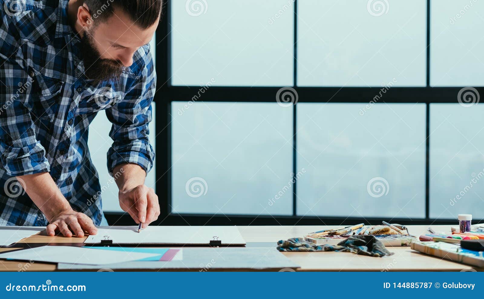 Fine Art Master Class Drawing Lefthanded Painter Stock Image - Image of ...