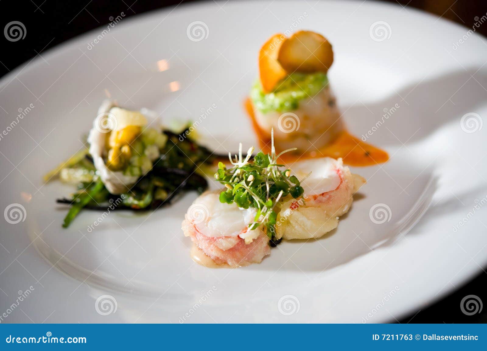Fine dining sushi stock image. Image of dinner, asia, chinese - 7211763