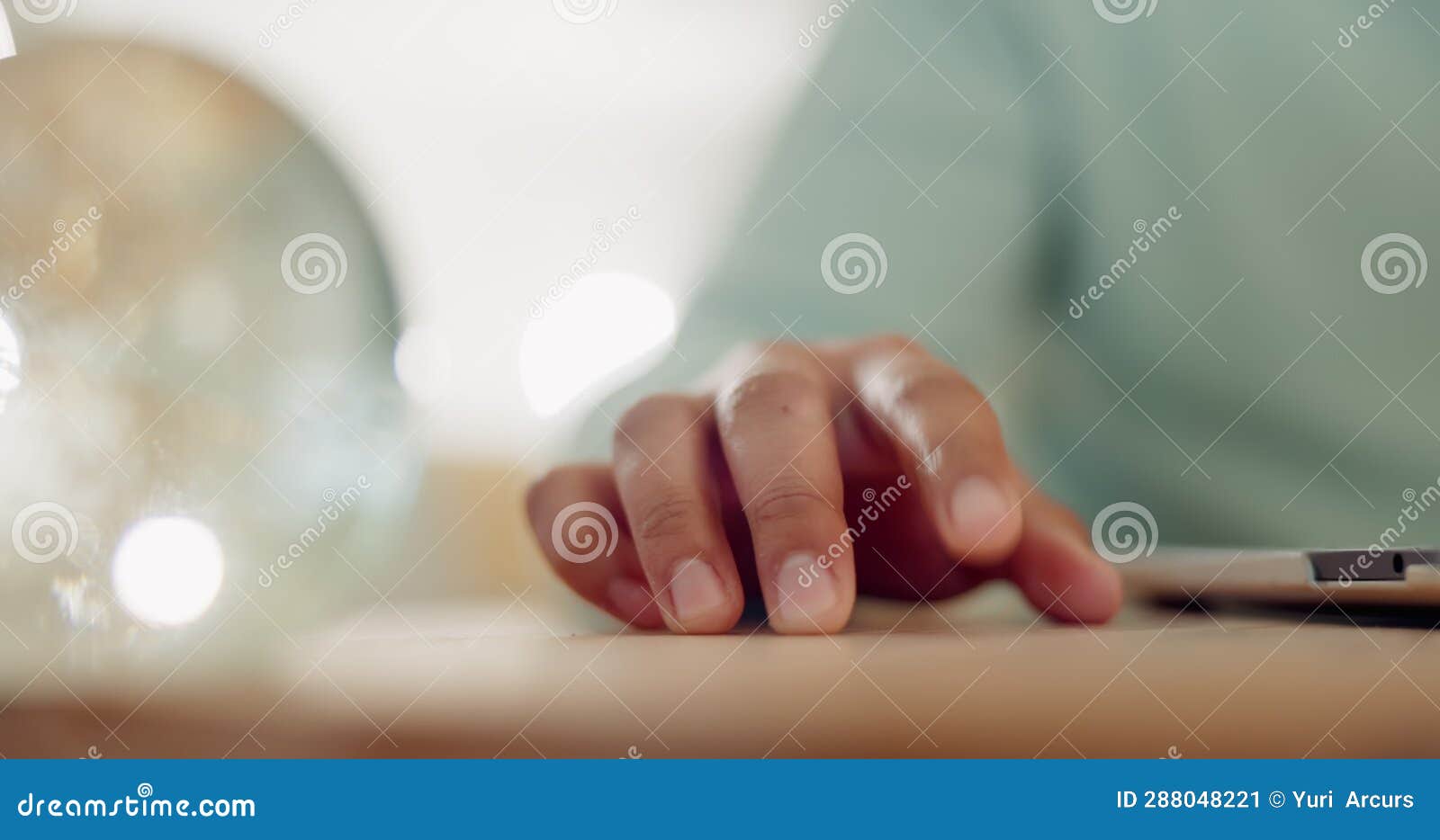 Finger, Desk and Tapping for Anxiety during Remote Work for Stress ...